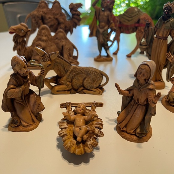 Fontanini | Holiday | Fontanini Nativity Set Depose Italy Some Spider ...